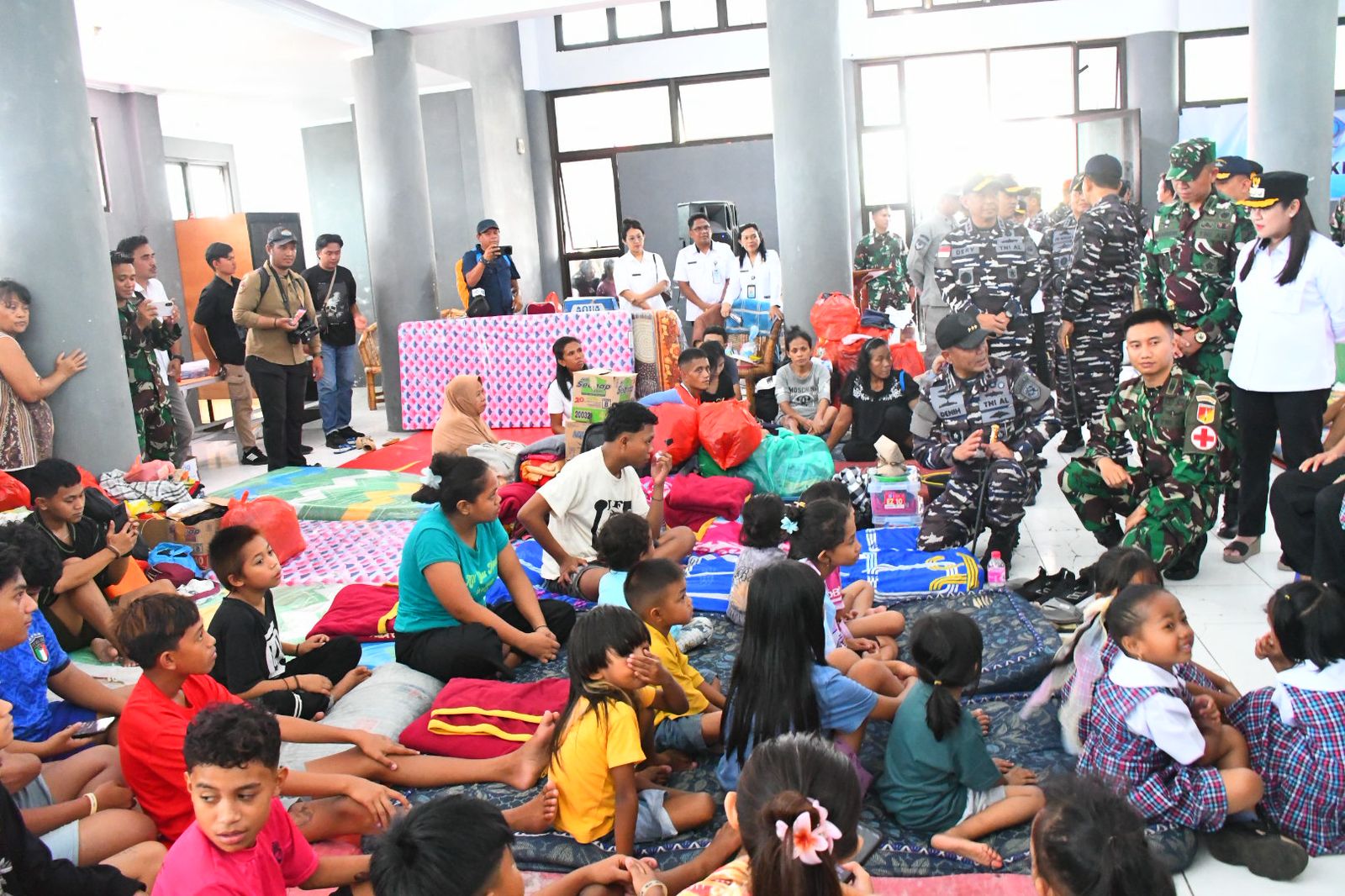 Pangkoarmada RI TNI AL Tinjau Wilayah Terdampak Bencana Di Kepulauan ...